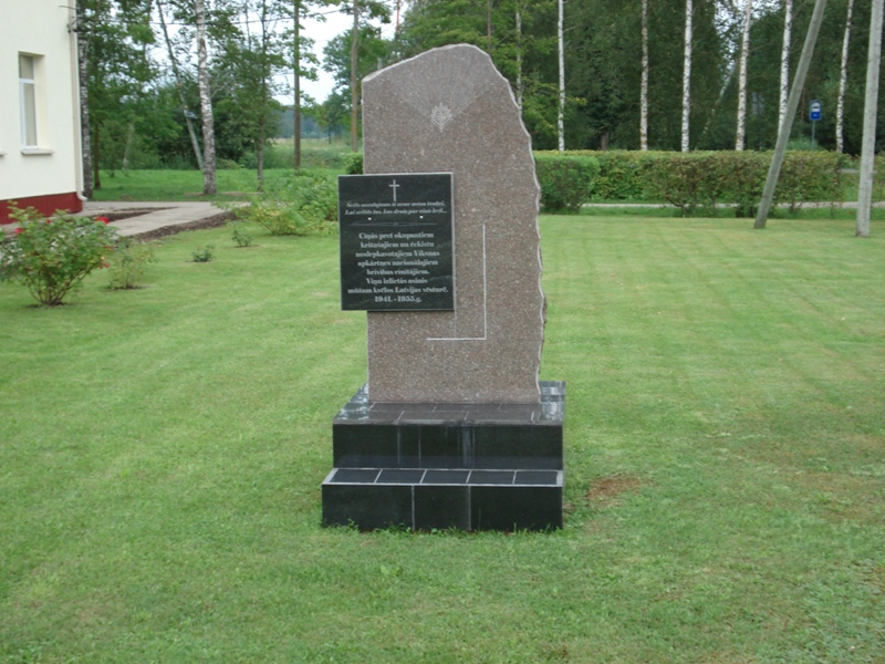 Piemineklis Vīksnas apkārtnes nacionālajiem brīvības cīnītājiem - Balvu ...